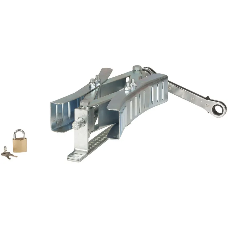 Expanding Dual Axle Metal Stability Chock with Lock and Wrench | Road ...